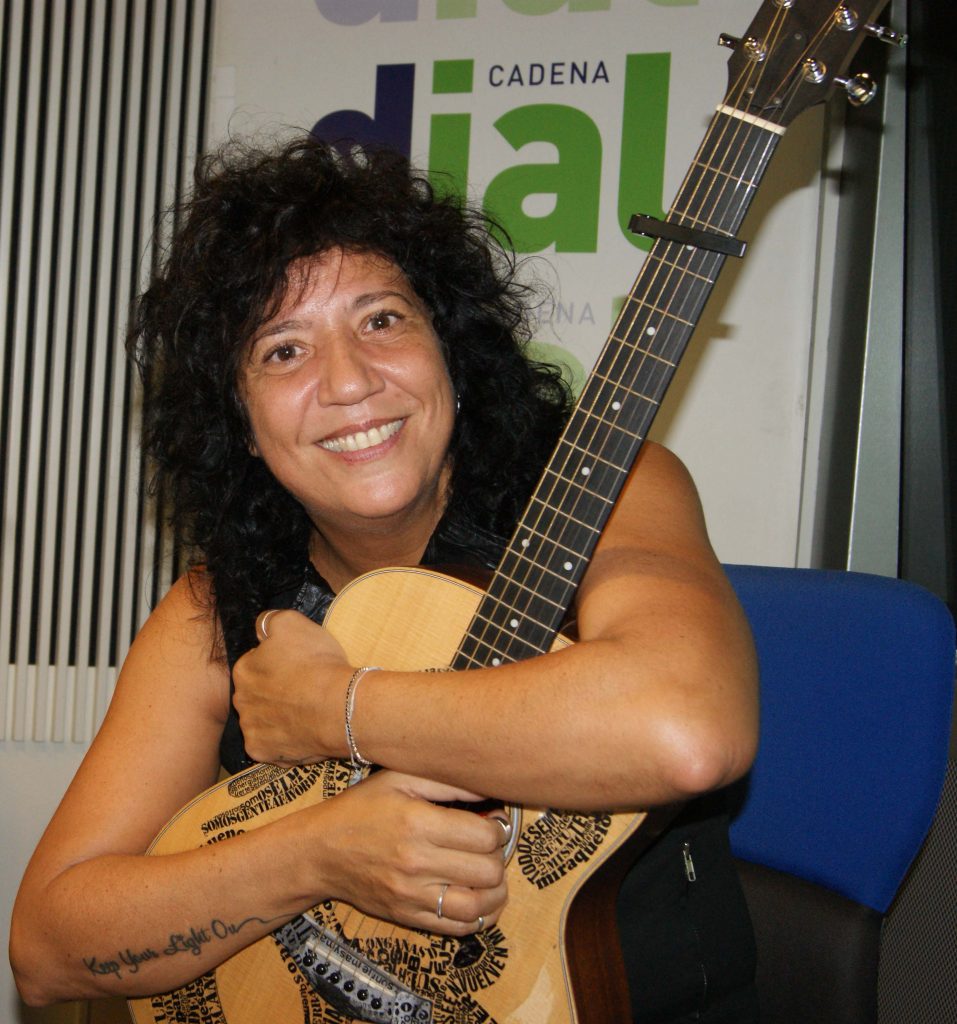 Rosana "Es la primera vez que me reconozco tanto en un disco". Mira la ...