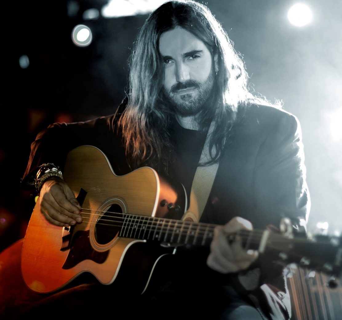 Andrés Suárez nos canta su generosa carta a los Reyes Magos - Cadena Dial