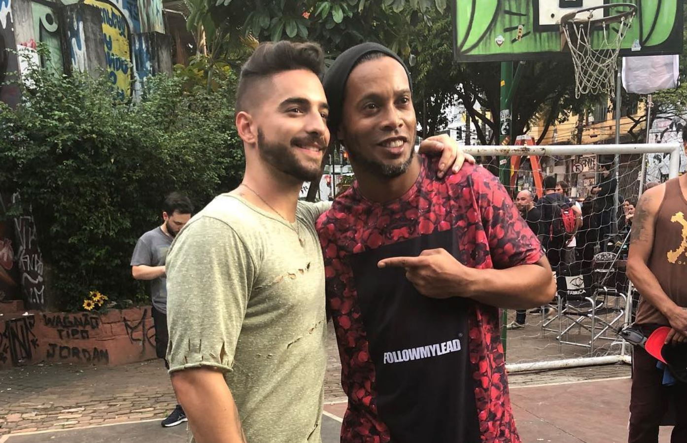 De Ronaldinho a Rafa Nadal: 7 deportistas de videoclip - Cadena Dial