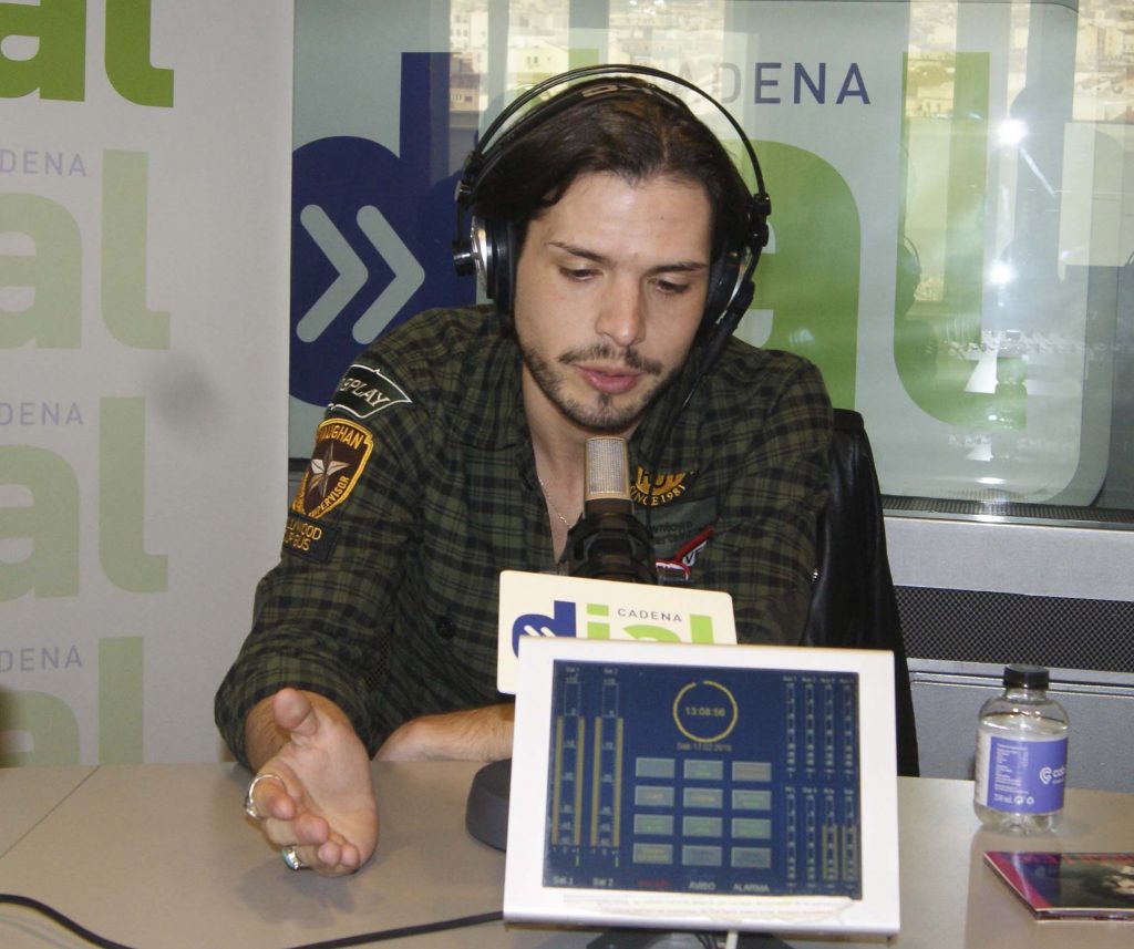 Fredi Leis iluminó con su talento y su "Neon" Dial tal cual ¡Mira las ...