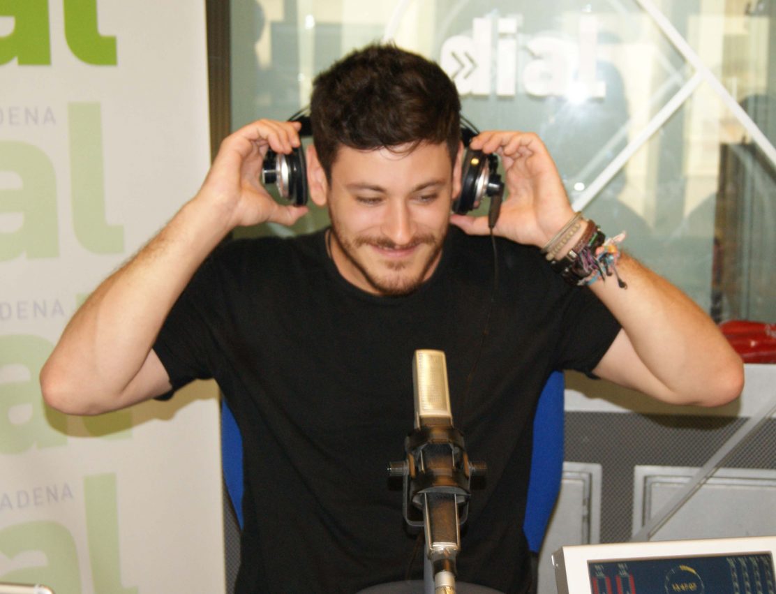 Cepeda un artista de "Principios" ¡vídeo y fotos en DTC! - Cadena Dial