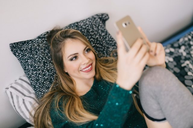 Así es MakeApp, la aplicación que te muestra las caras sin maquillaje - Cadena Dial