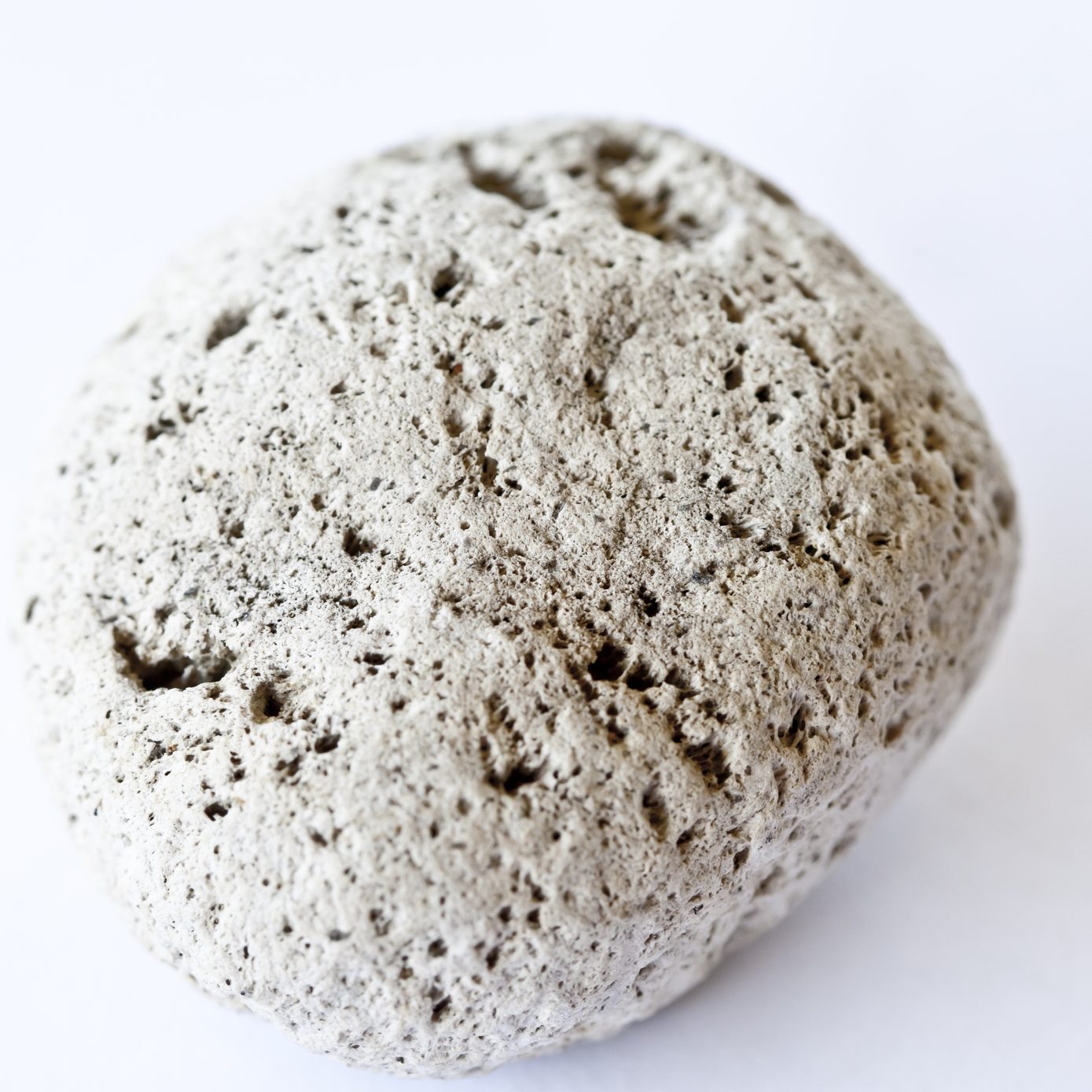 El truco de la piedra pómez para dejar tus jerséis y prendas de lana ...