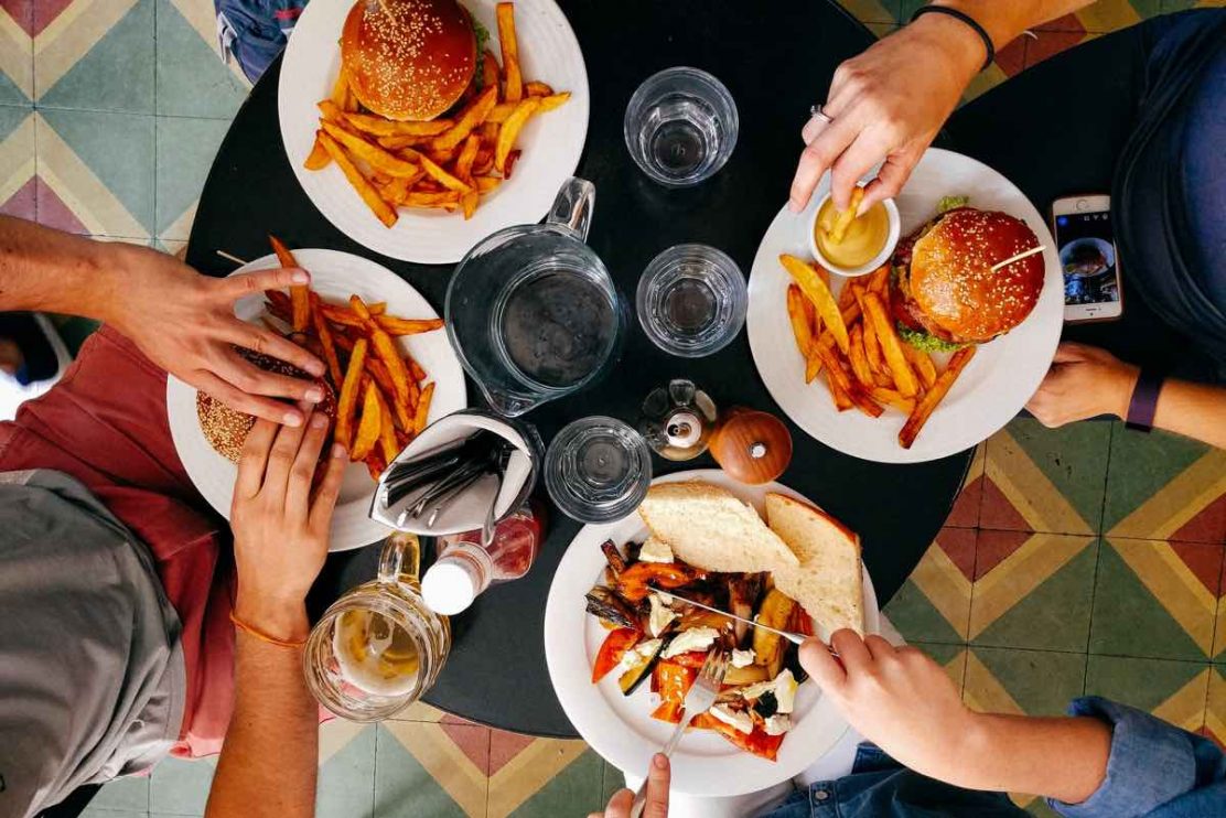 10 canciones sobre comida en español