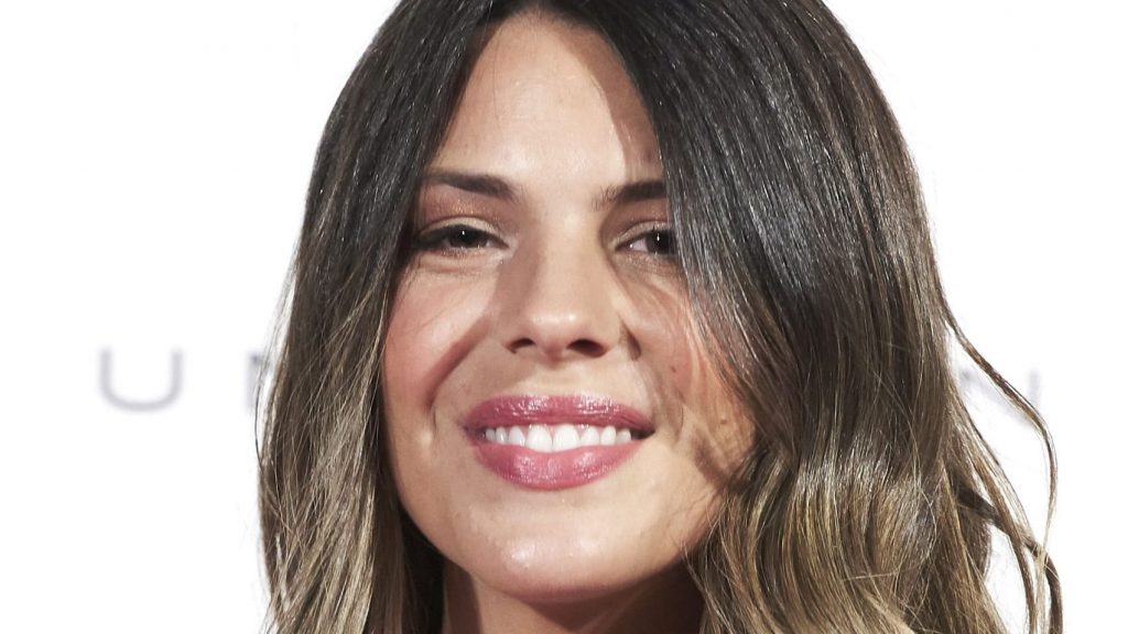 Laura Matamoros y su impactante foto tras dar a luz - Cadena Dial