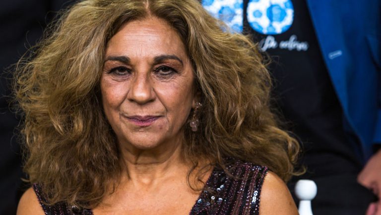 Lolita presume de tipazo espectacular en bikini - Cadena Dial