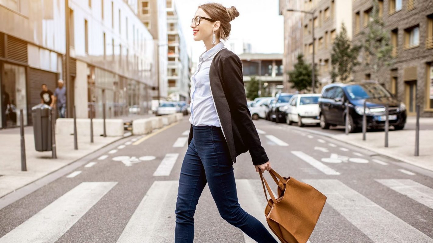 Los beneficios más allá de la salud de ir caminando al trabajo - Cadena ... Los beneficios más allá de la salud de ir caminando al trabajo - Cadena ...