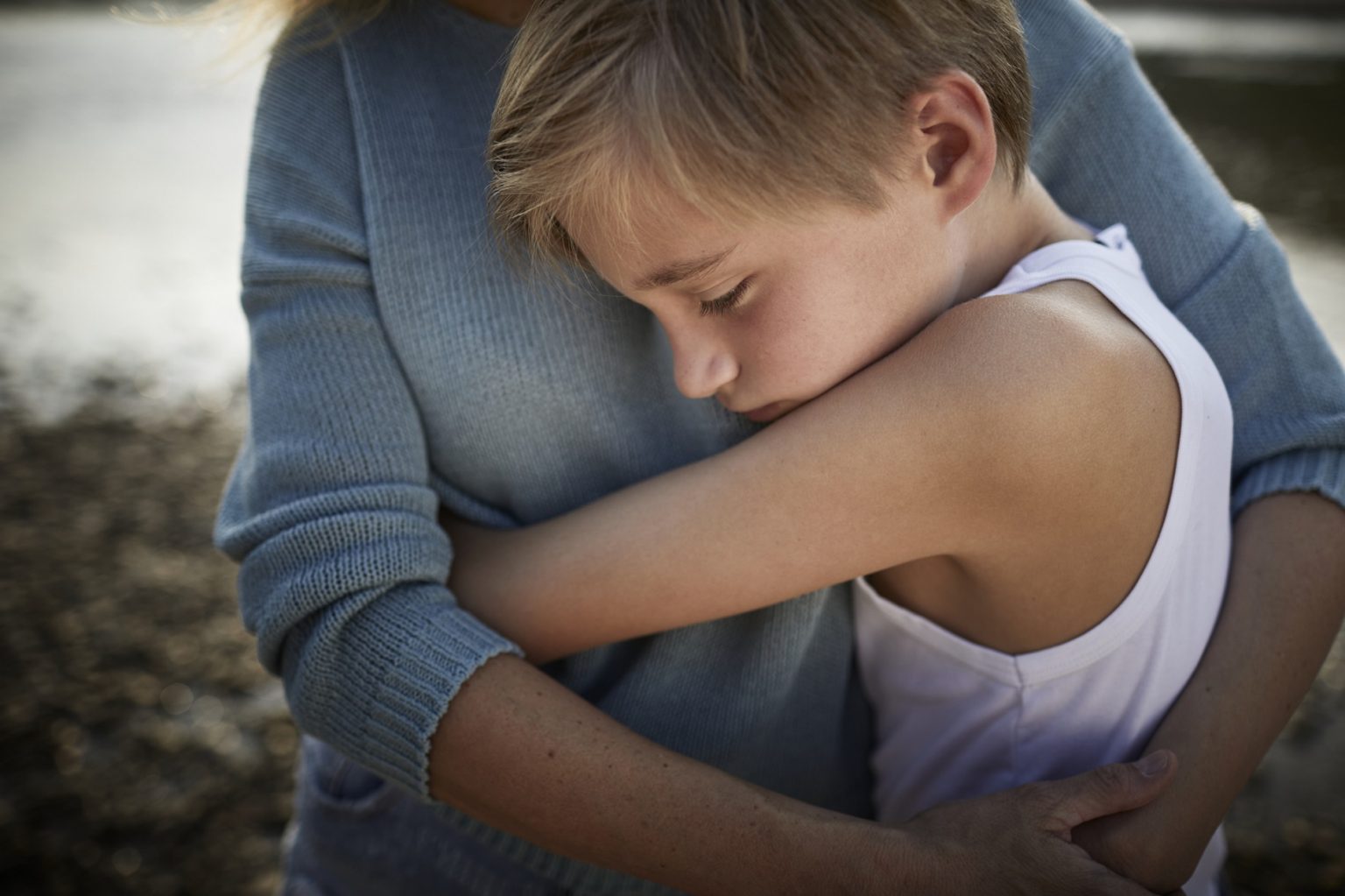 Cómo consolar a tus hijos cuando están tristes - Cadena Dial