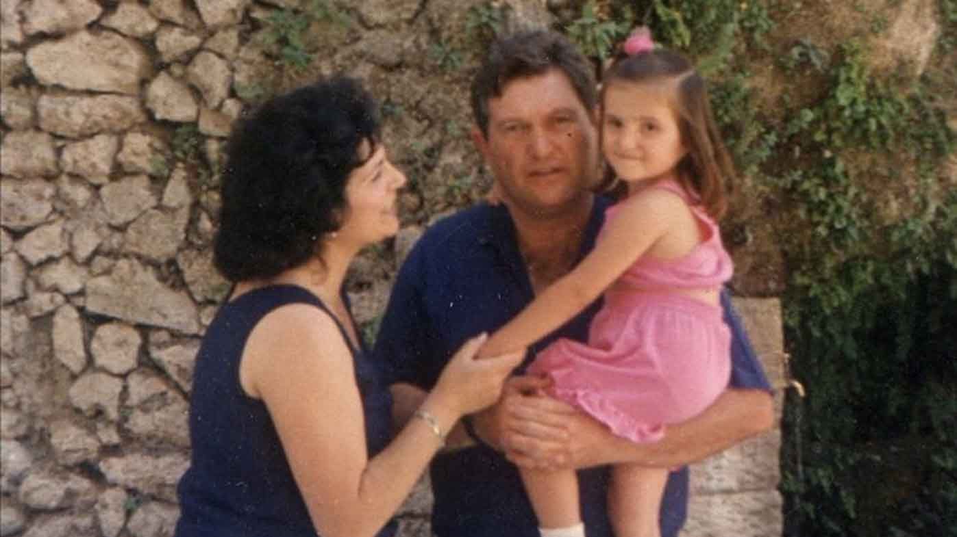 Rozalén hace “un brindis al cielo” por su padre - Cadena Dial