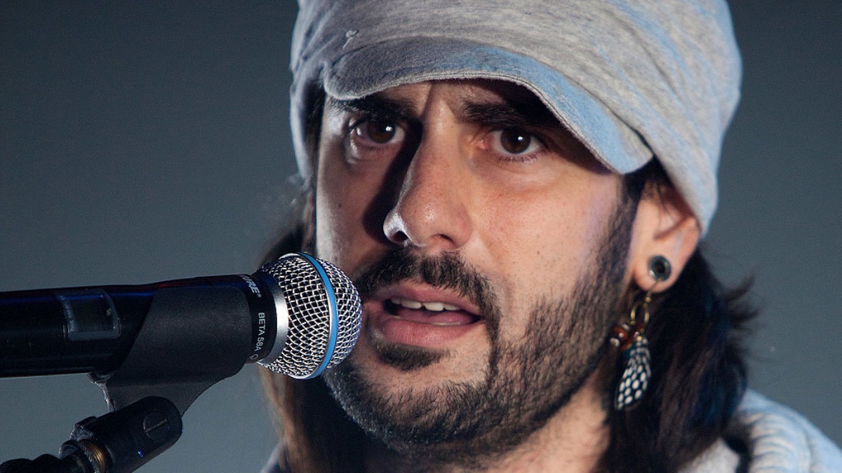 Melendi da un giro de guion y anuncia el regreso de 'Milindri 2.0' - Cadena Dial