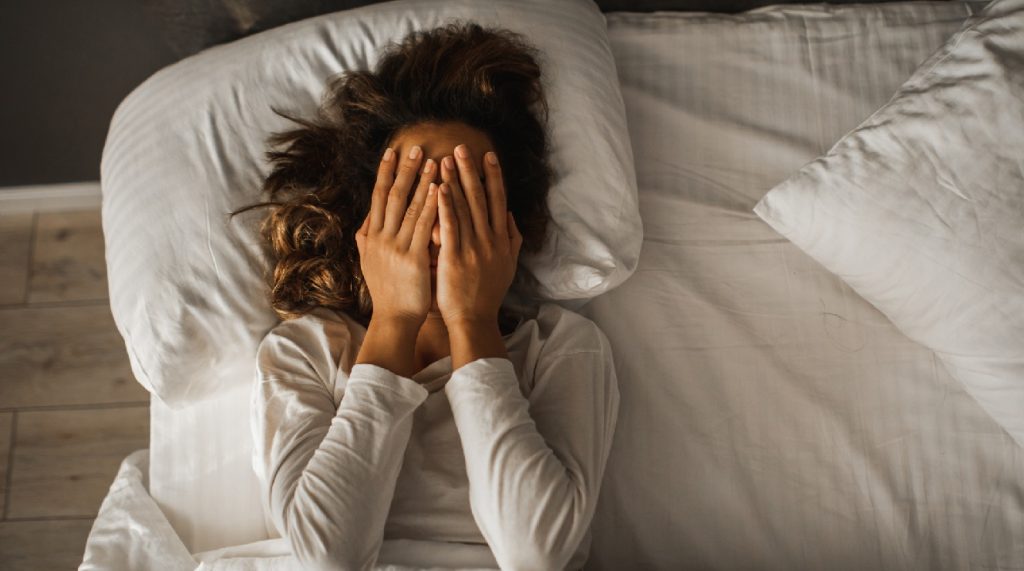 Insomnio crónico: síntomas, causas y cómo sé si lo tengo