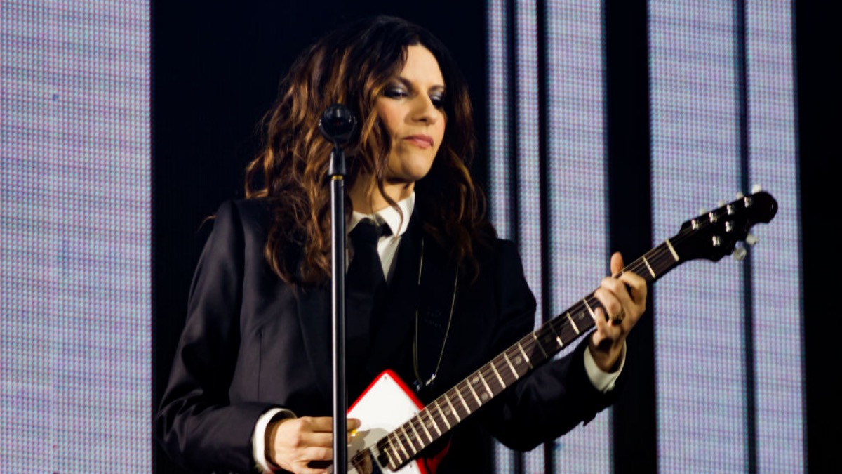 Laura Pausini continúa con las sorpresas por su 30 aniversario: ¡esta ...