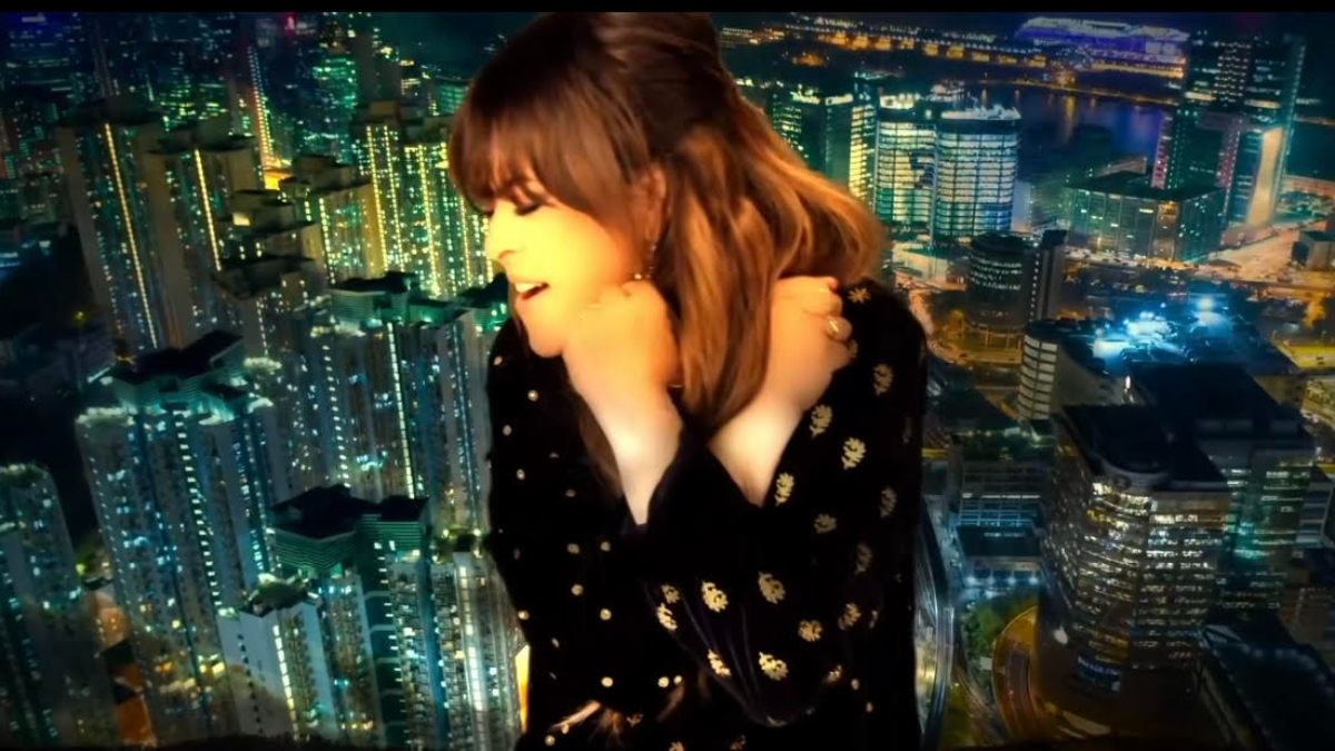 Vanesa Martín nos sorprende con el romántico videoclip de Cuando no estabas - Cadena Dial