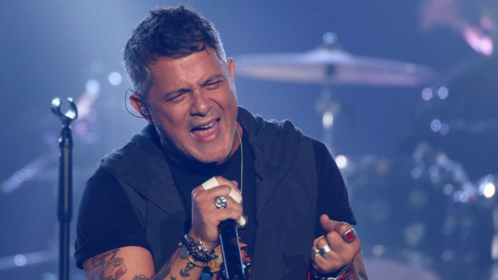 El disco favorito de Alejandro Sanz cumple 30 años - Cadena Dial