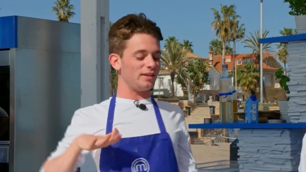 "Hace de todo menos cocinar": Los espectadores, indignados con lo que ...