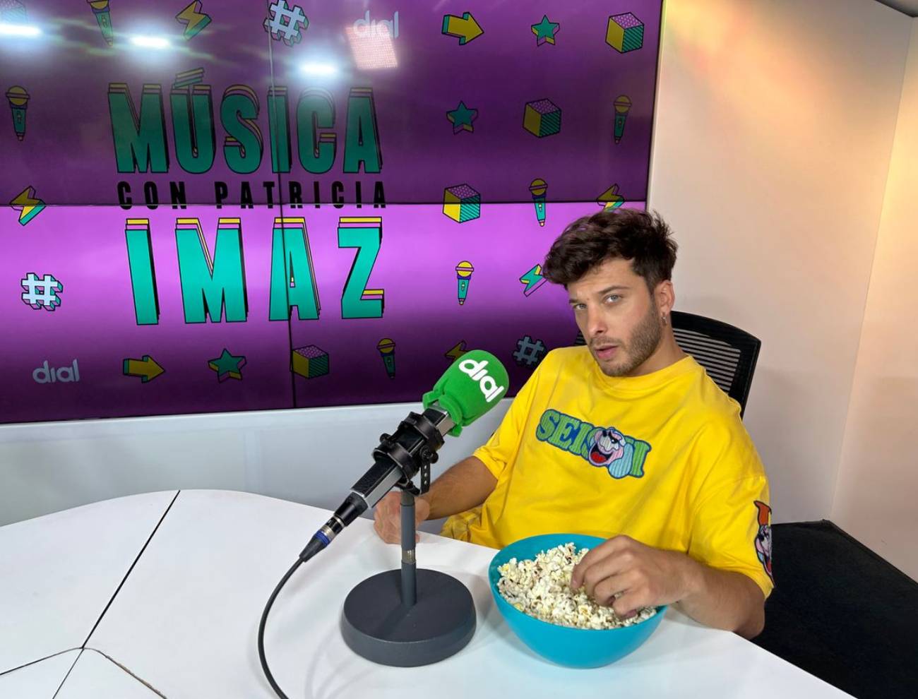 Blas Cantó viaja en el tiempo con Aitana, Dani Fernández, Ana Mena o ...