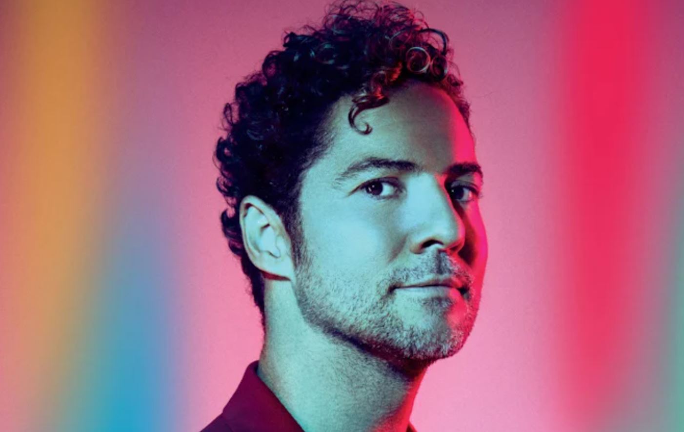 David Bisbal nos adelanta "Tengo roto el corazón" en un videoclip con ...