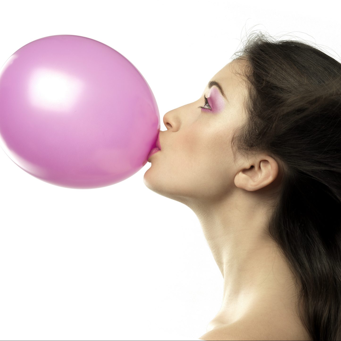 Pros y contras de mascar chicle: esto es lo que le pasa a tu cuerpo - Cadena Dial