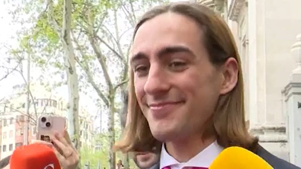 Así es Pablo, el sobrino de Almeida que se ha hecho viral en su boda ...
