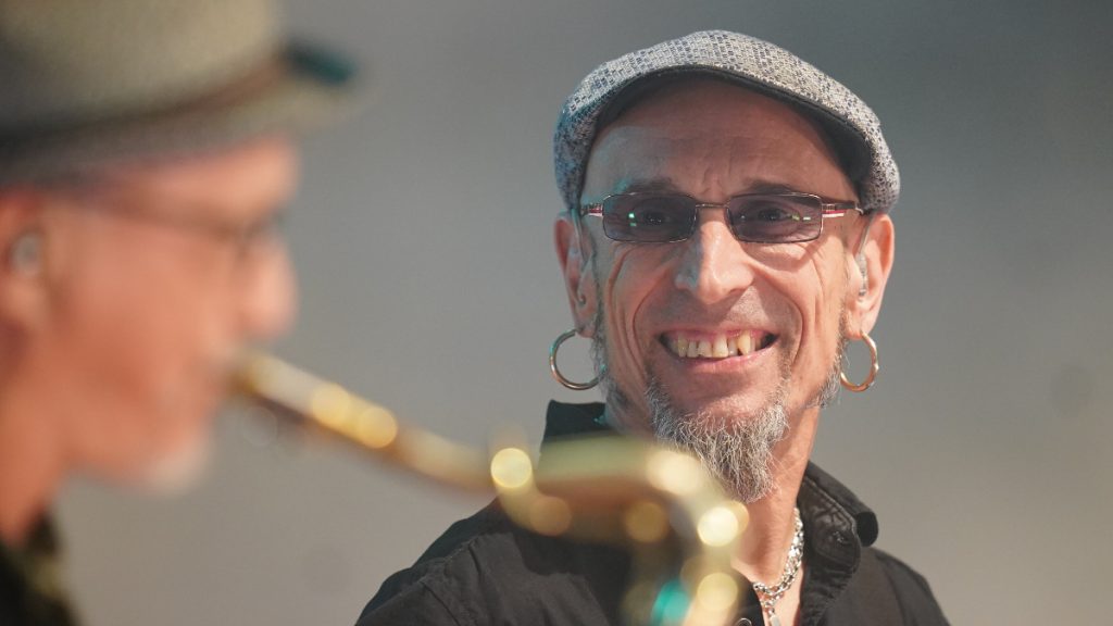 Así es la ‘fiesta Fitipaldi’ que homenajea a Fito y su música - Cadena Dial