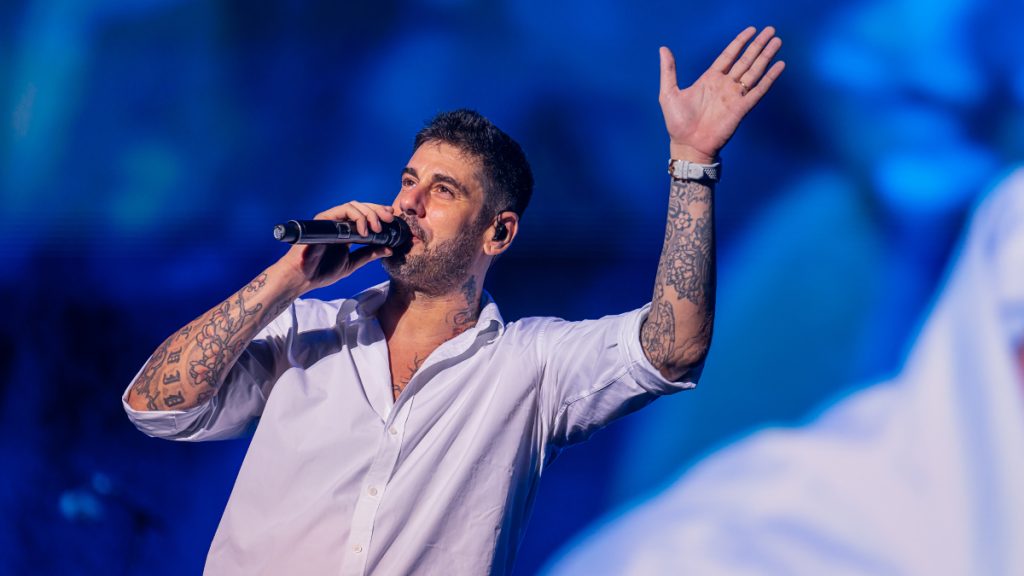 Melendi anuncia el título de su nuevo álbum e interpreta el primer ...