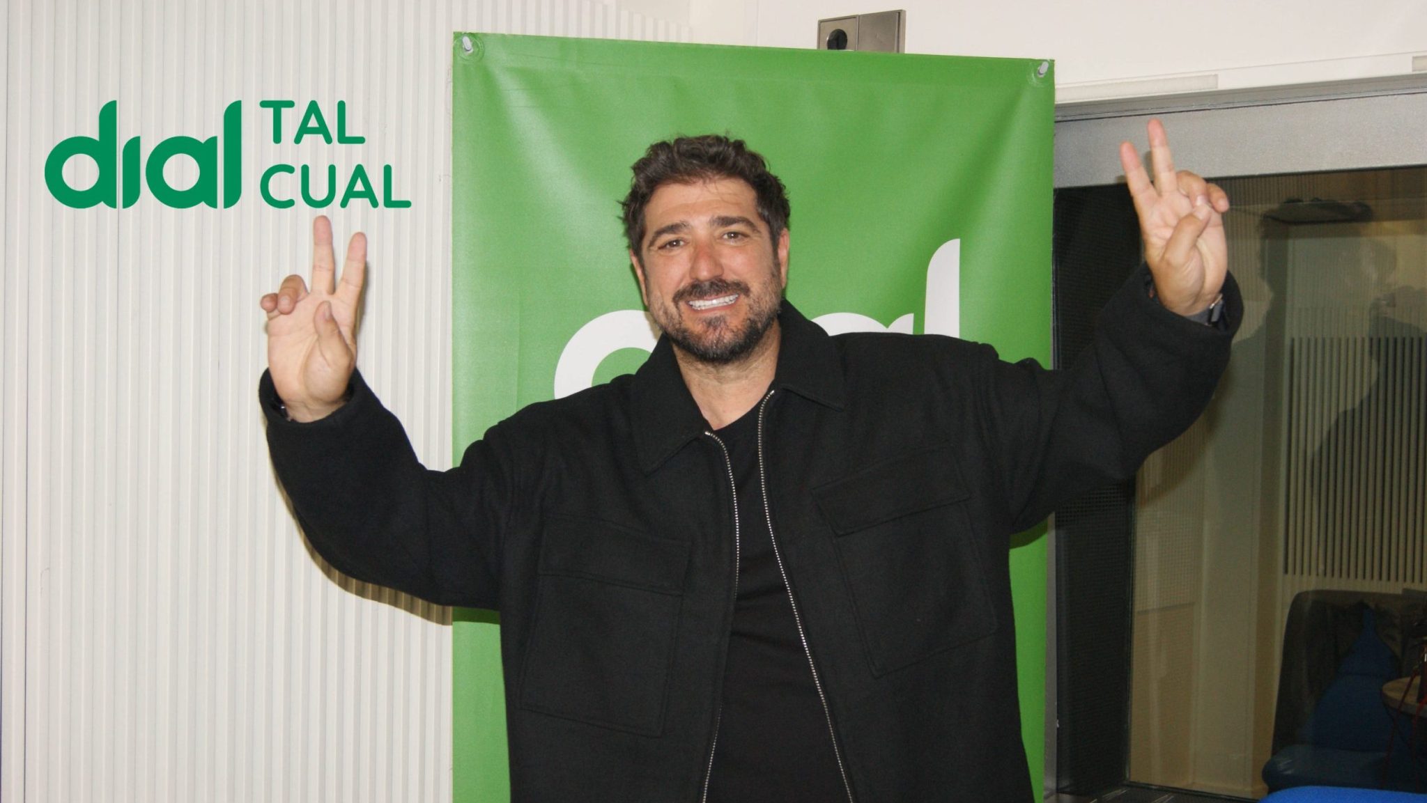 DIAL TAL CUAL Antonio Orozco derrocha emocion en el estreno en ...