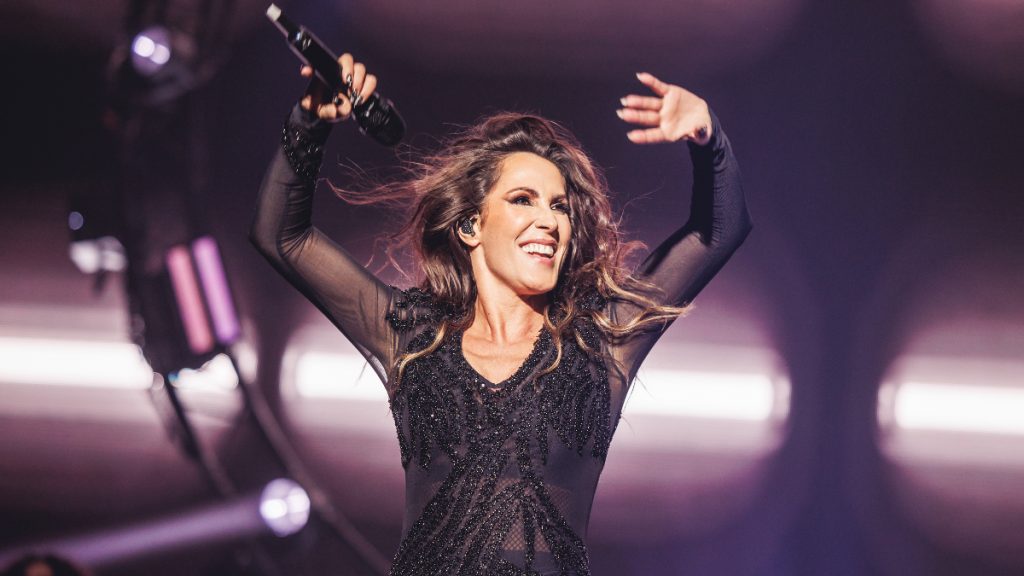 Malú da la sorpresa desde el estudio de grabación: "Estamos preparando ...