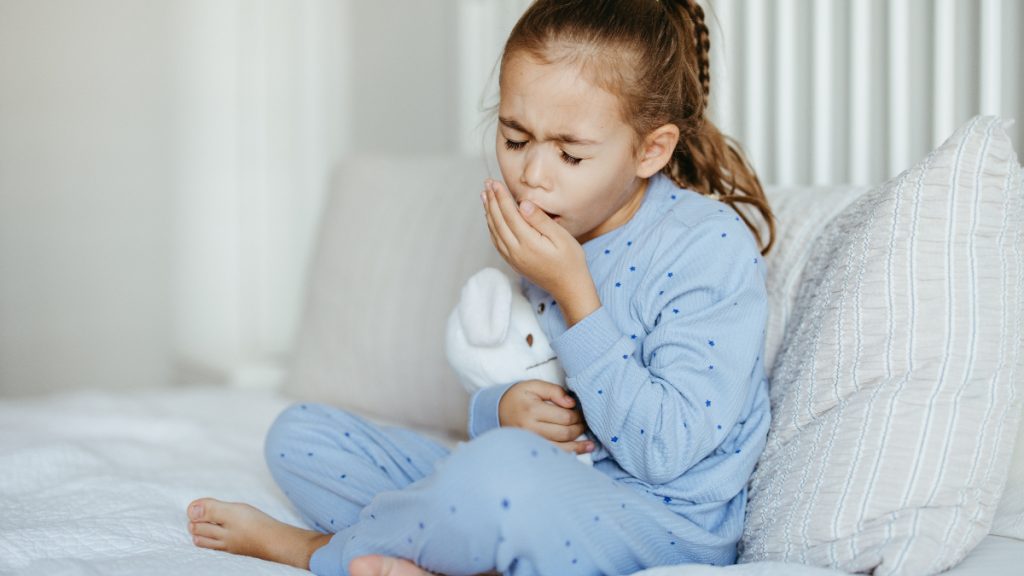 Tos infantil: qué significa, tipos y cuándo consultar al pediatra ...